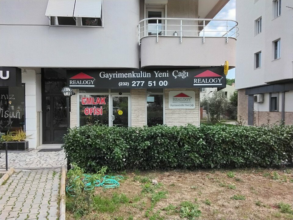 Emlak ofisi Realogy Gayrimenkul, İzmir, foto