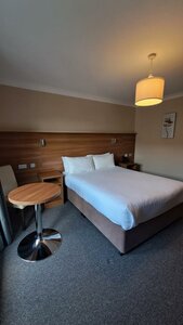 Riverside Hotel (Connacht, Sligo), otel  Sligo'dan