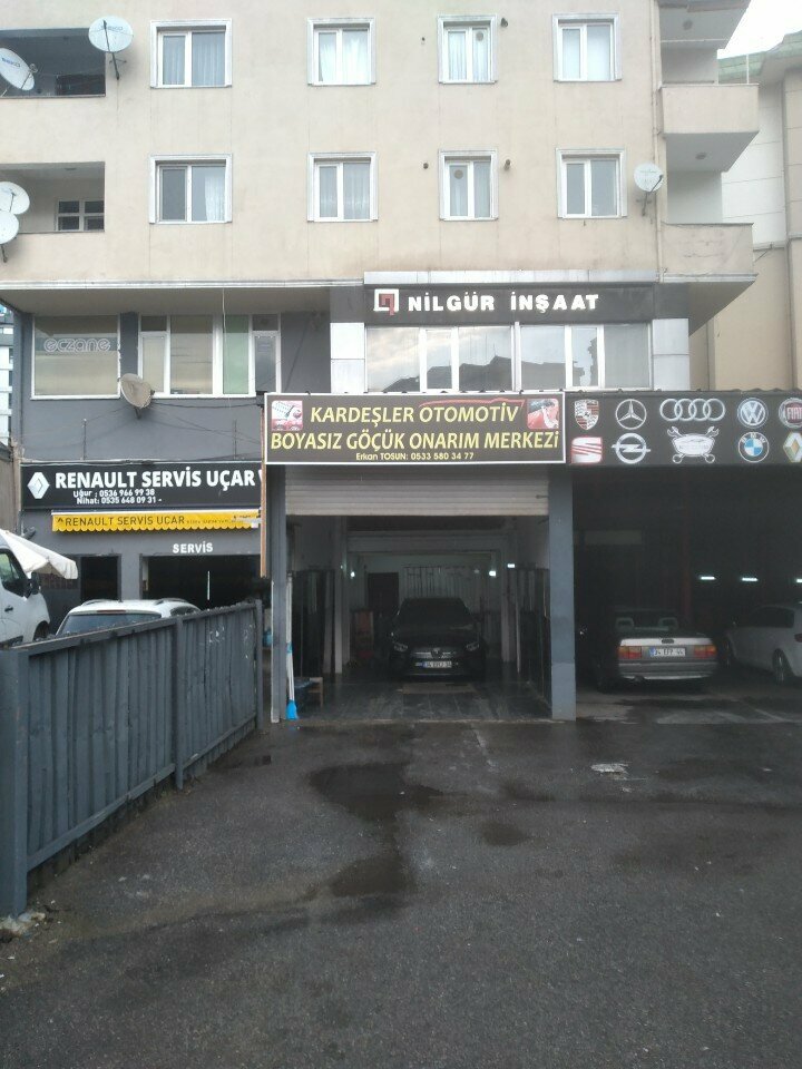 Otomobil servisi Kardeşler Otomotiv Boyasız Göçük Onarım Merkezi, İstanbul, foto