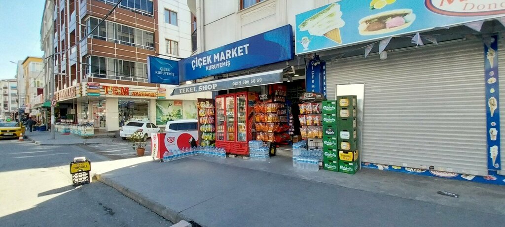Bira dükkanı Çiçek Market, İstanbul, foto