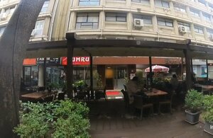 Bizim Cafe (İzmir, Konak, Akdeniz Mah., 1353 Sok., 1F), kafe  İzmir'den
