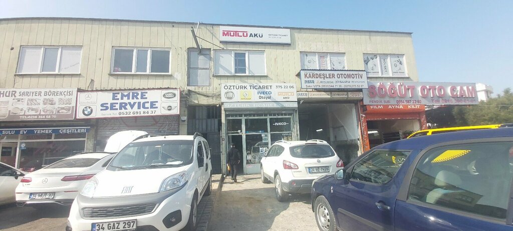 Otomobil yedek parçaları Öztürk Ticaret, İstanbul, foto