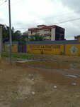 La Fontaine Institute (Abidjan, Cours 13), özel okul  Abican'dan