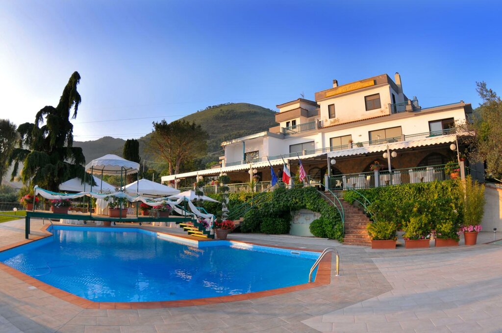 Otel Hotel Diecimare, Campania, foto