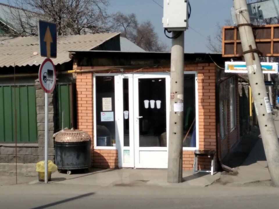 Fast food Tandyrnaya samsa, Almatı, foto