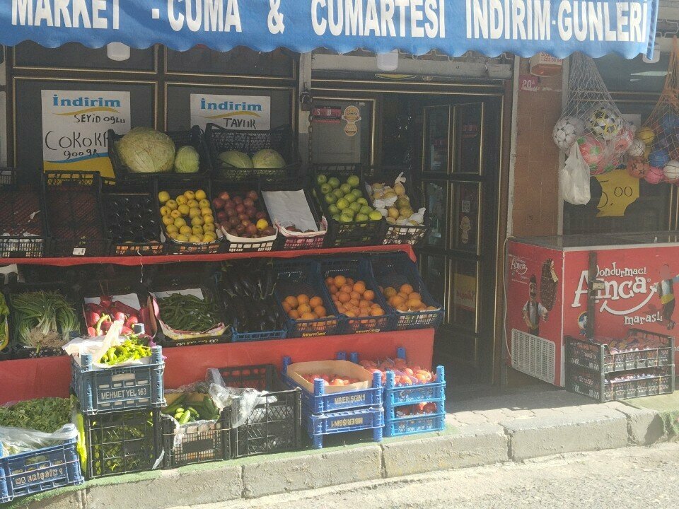Market Fırat Market, İstanbul, foto