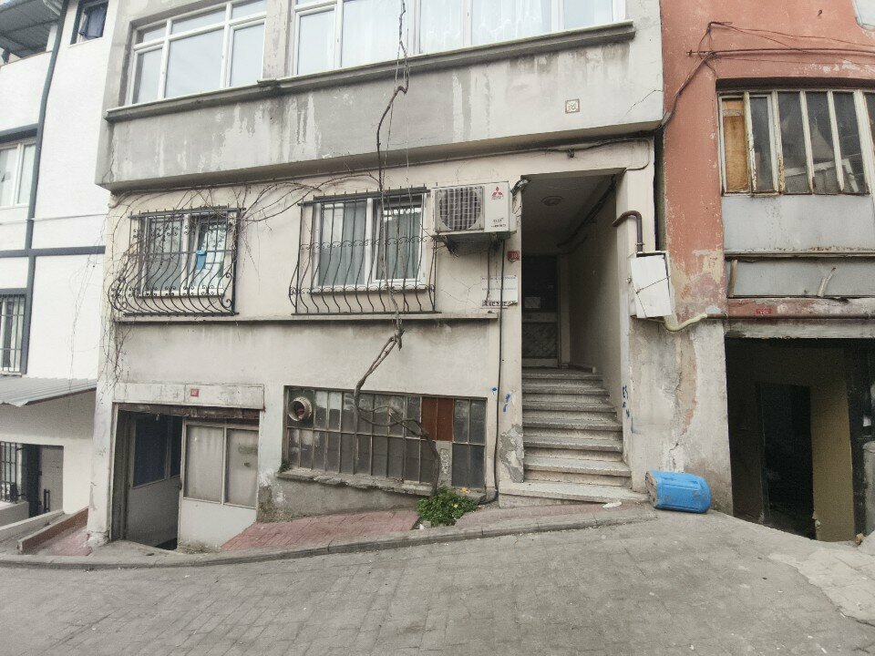 Yayınevleri, yayıncılar El Yayinlari Veli Aydin, İstanbul, foto