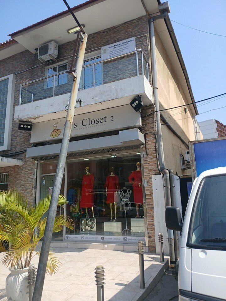 Giyim mağazası Jo's Closet, Loanda, foto