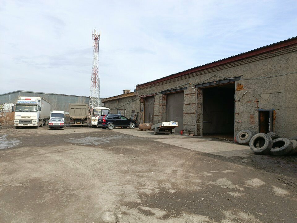 Kamyonların onarımı Авто-Комплекс Плюс, Kemerovo, foto