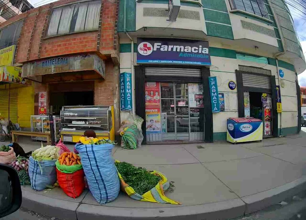 Eczaneler Farmacia Admirable, El Alto, foto