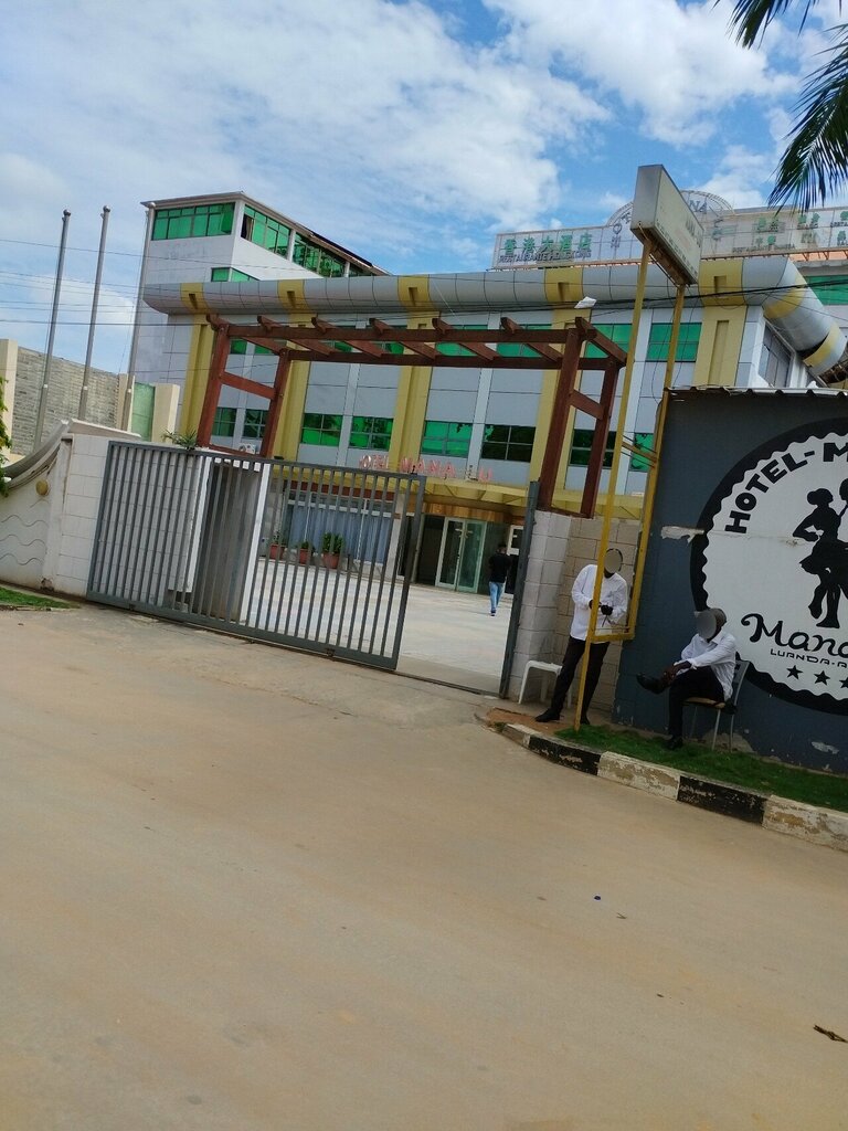 Otel Hotel Mana Lu, Loanda, foto