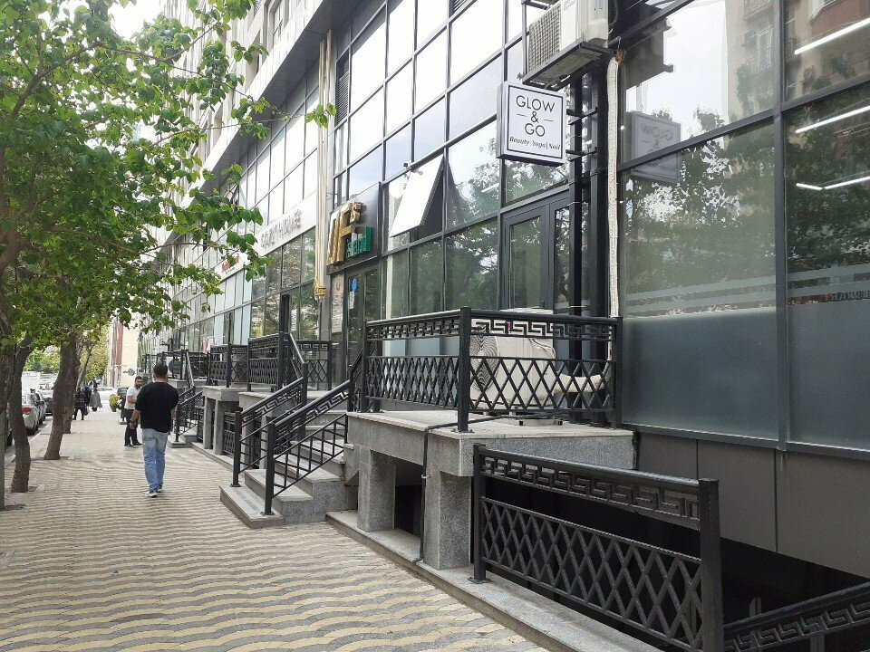 Güzellik salonu Glow Go, Bakü, foto
