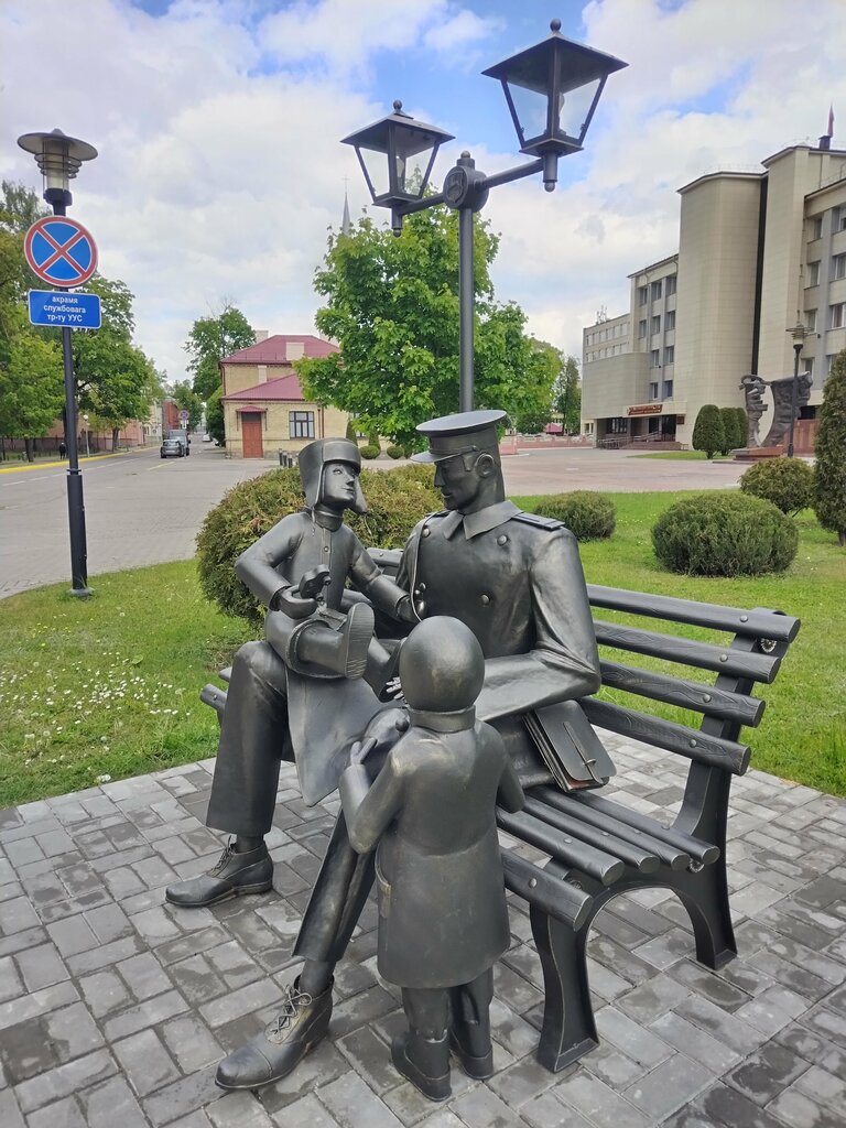 Park, sokak heykeli Дядя Степа, Grodno, foto