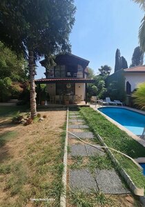 Voyage Villa Sapanca (Sakarya, Sapanca, Kırkpınar Soğuksu Mah., Taşkın Sok., 1), otel  Sapanca'dan
