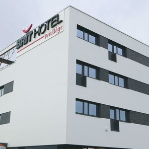 Brit Hotel Saint Brieuc Plérin (Bretagne, Côtes-d'Armor, Arrondissement de Saint-Brieuc, Plérin, Rue François Jacob, 4), otel