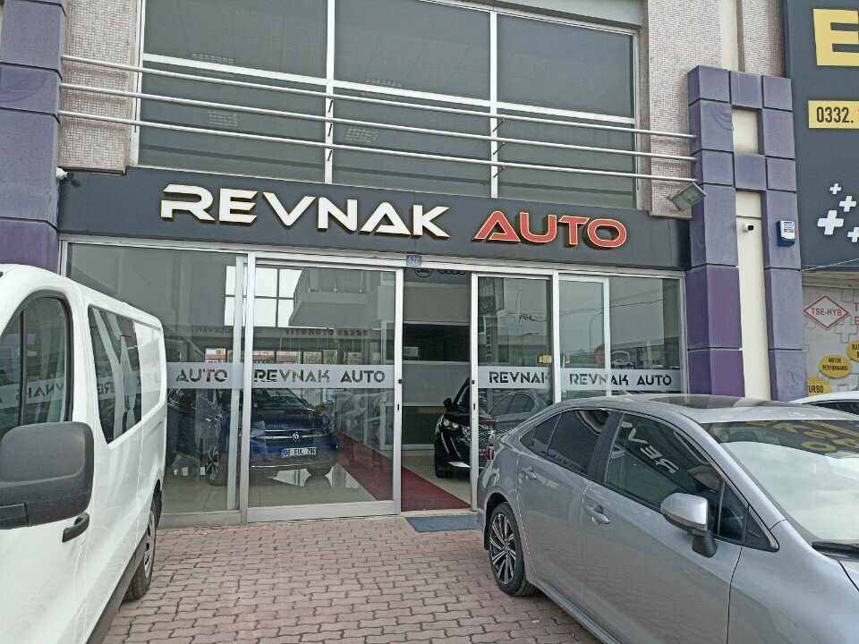 Otomobil satış galerileri Revnak Auto, Konya, foto
