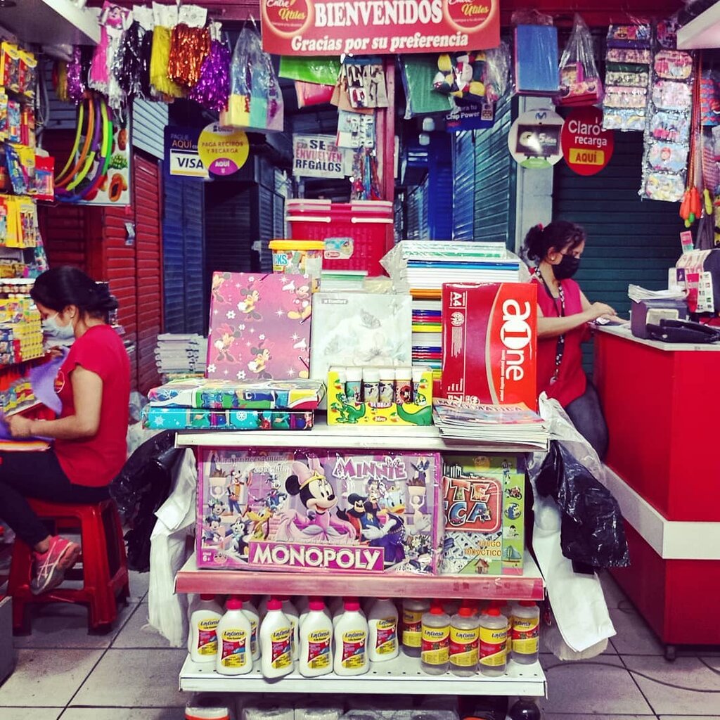 Kitap mağazaları Libreria Entre Utiles, Lima, foto