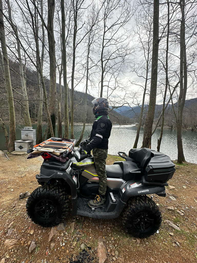 Kamp alanları Teşvikiye Erikli Şelasi Arası Kamp, Çınarcık, foto