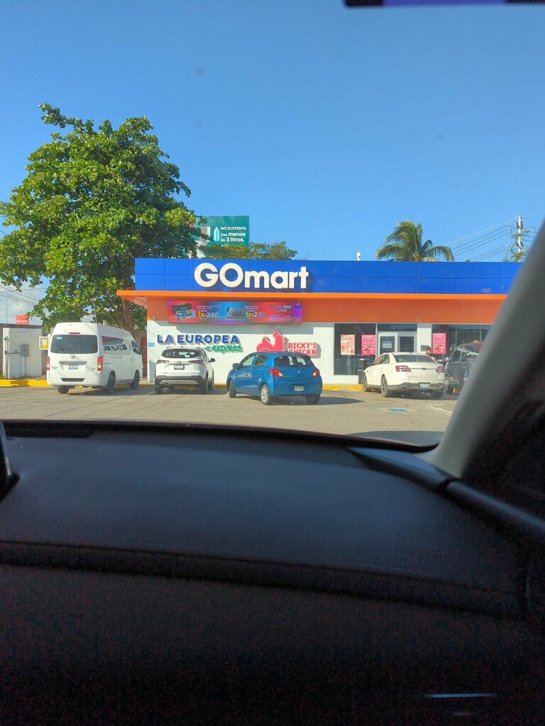 Benzin istasyonu Gasolinera, Quintana Roo Eyaleti, foto