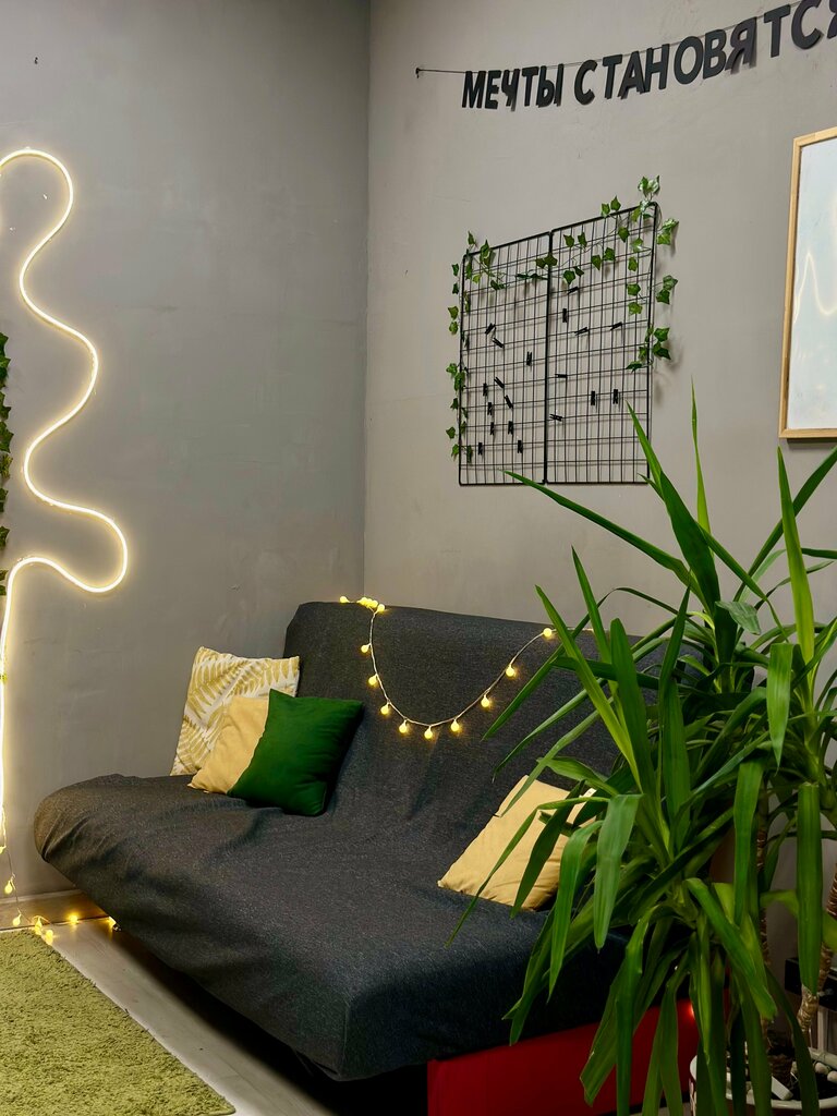 Dövmeciler Tattoo parlor 2/8, Saint‑Petersburg, foto