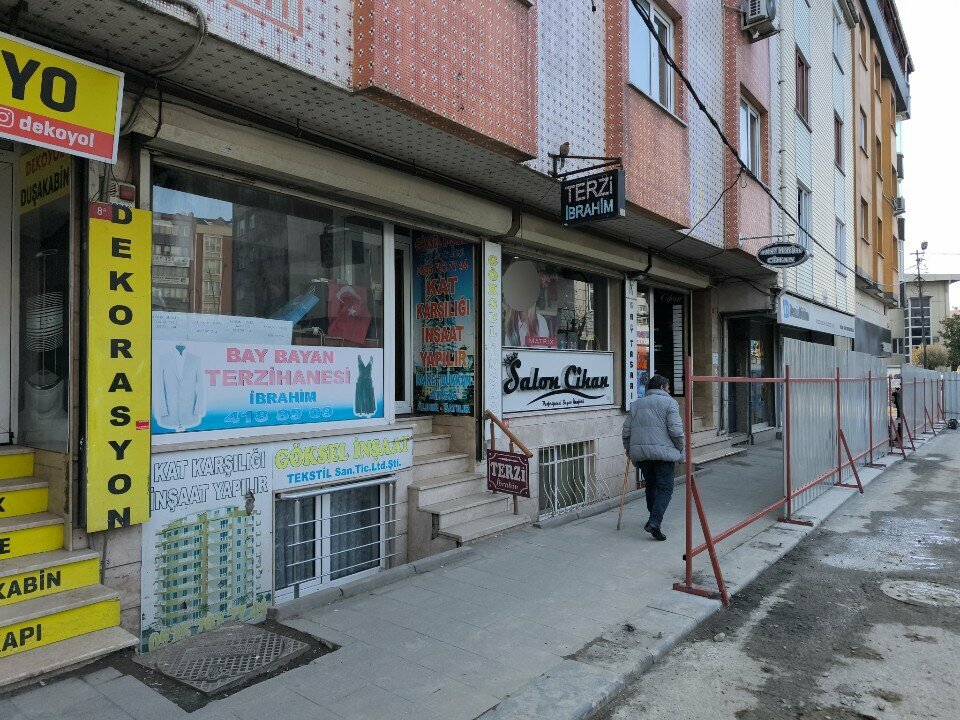 Emlak ofisi Göksel İnşaat, İstanbul, foto