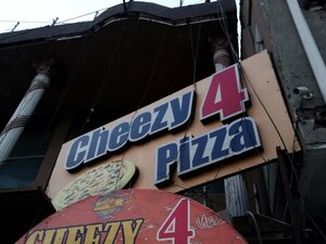 Cheezy 4 pizza (Province of Punjab, Rawalpindi, Abid Majeed Road), pizzacılar  Rawalpindi'den