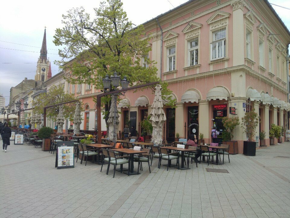 Döviz büroları Corso, Novi Sad, foto