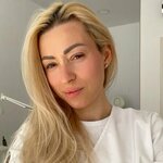 Vlasova (улица Владимира Хромых No:11), podoloji  Aluşta'dan