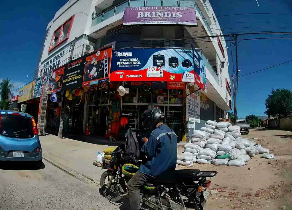 Yapı mağazası Ferretería fermapetrol, Santa‑Krus, foto
