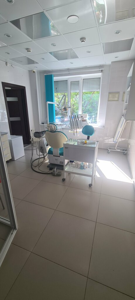 Özel ağız ve diş sağlığı klinikleri ve muayenehaneleri Tsentr Assortimed, Voronej, foto
