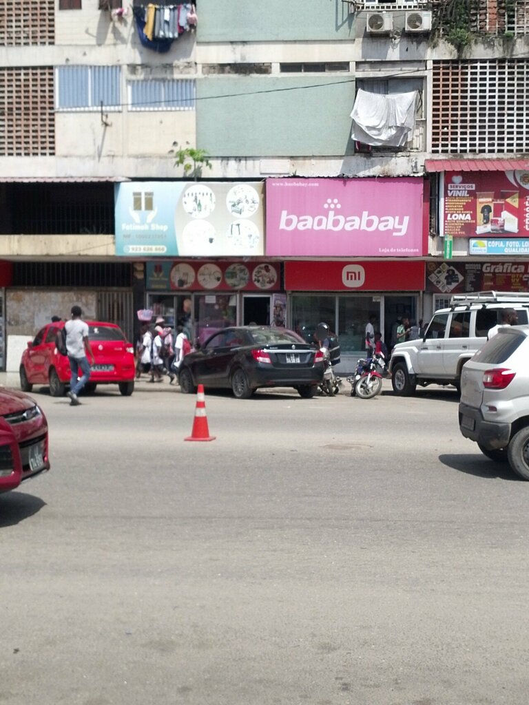 Elektronik eşya mağazaları Baoba Bay São Paulo, Loanda, foto