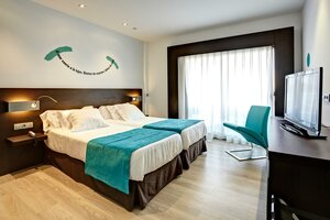 Hotel Costa Azul (Avenida Gabriel Roca No:3, Marratxi), otel  Palma'dan