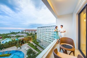 Wyndham Grand Phu Quoc (Kiên Giang Province, Phu Quoc island, Ganh Dau Ward, Bai Dai Area), otel
