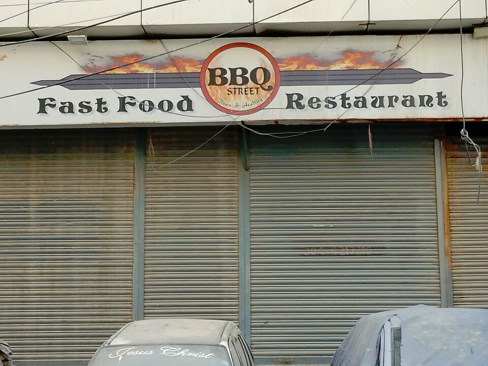 Restoran BBQ Street fast food, Karaçi, foto