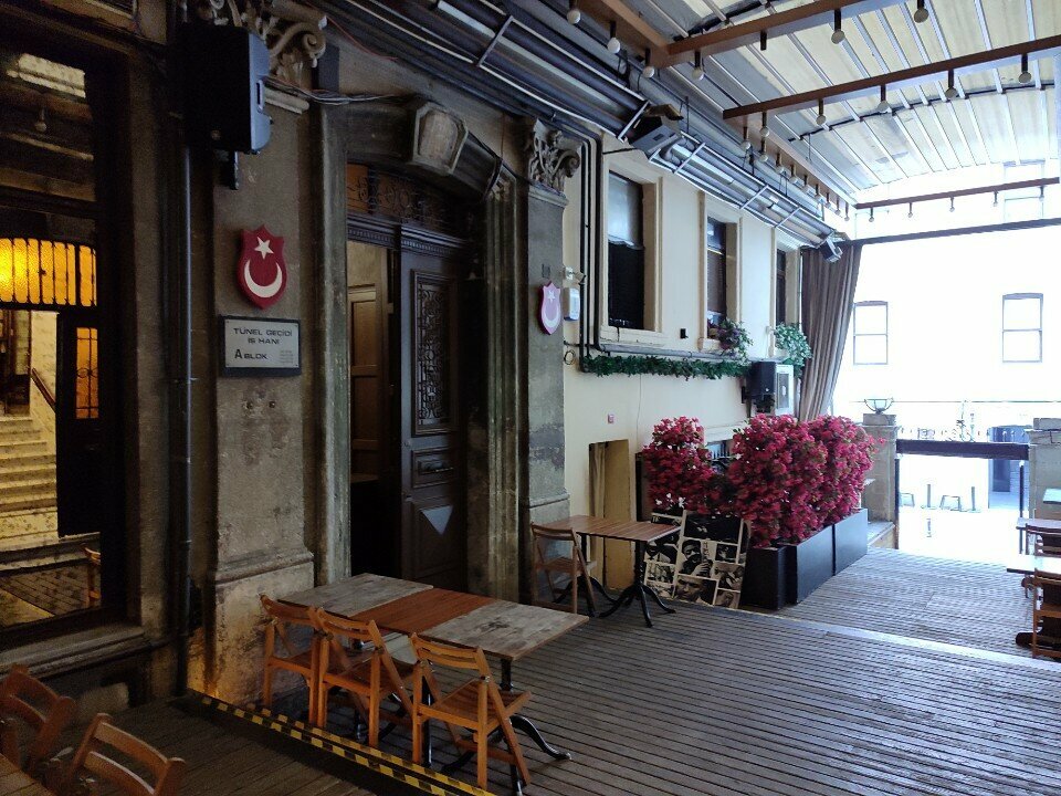 Avukatlar Avukat Şerif Özgür Urfa, İstanbul, foto