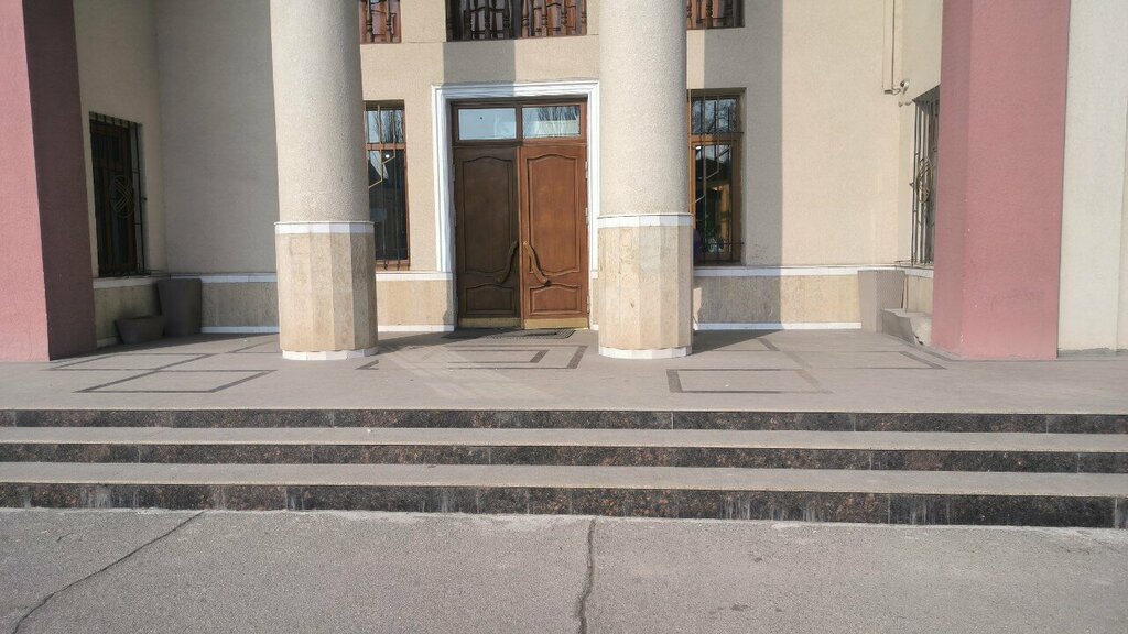 Protestan kilisesi Церковь Иисуса Христа, Bişkek, foto
