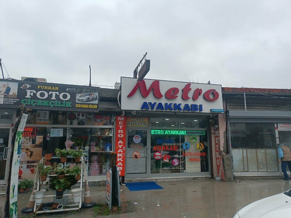 Ayakkabı mağazaları Metro Ayakkabı, İstanbul, foto