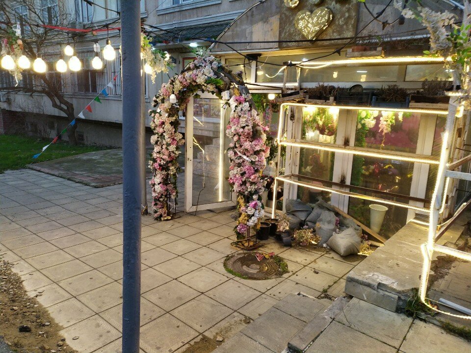 Çiçekçiler Gül, Bakü, foto