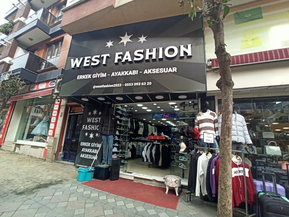 Giyim mağazası West Fashion, İstanbul, foto