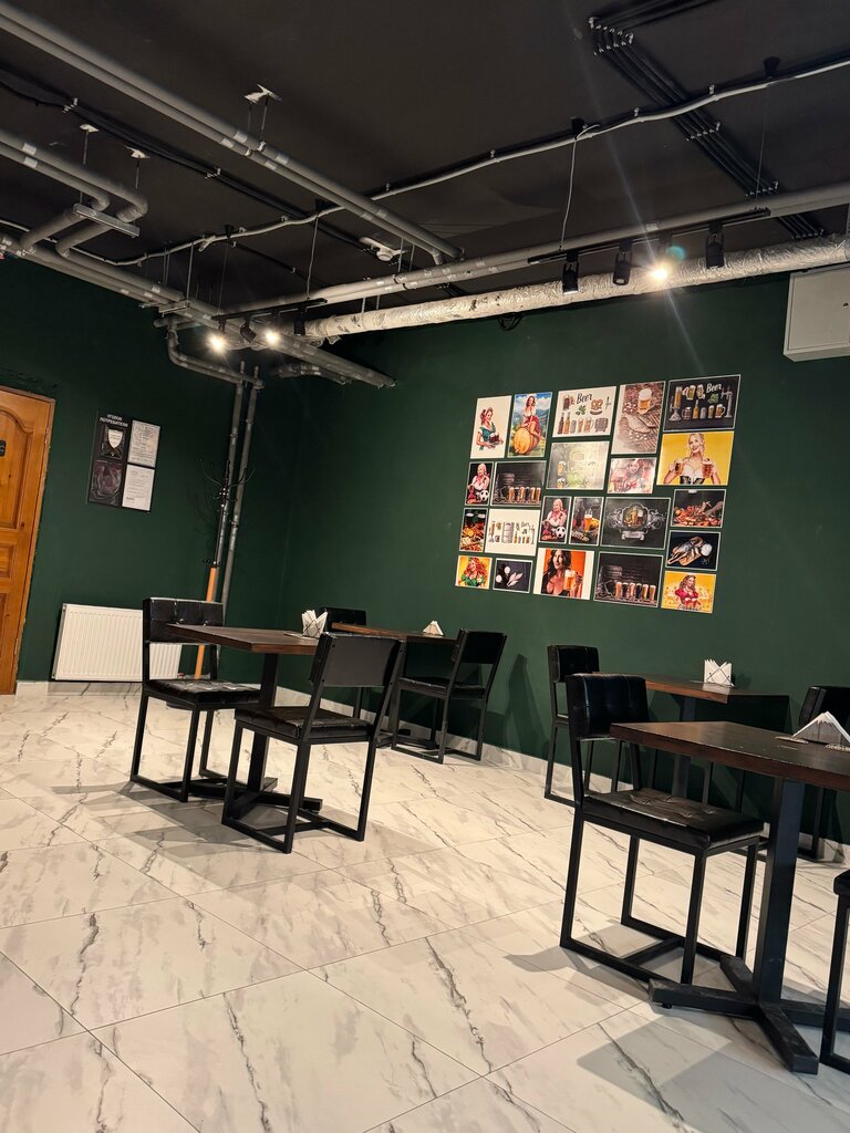 Bira dükkanı Все свои, Moskova ve Moskovskaya oblastı, foto