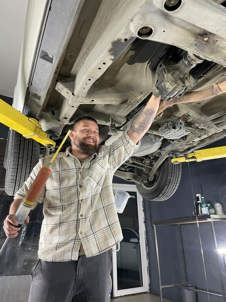 Otomobil servisi Hard service, Soçi, foto