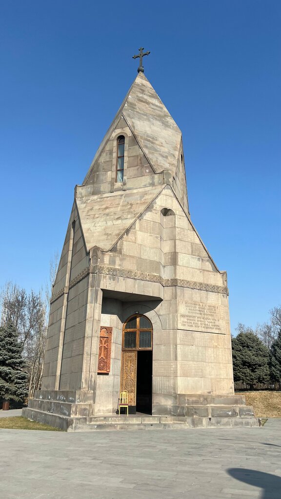 Mezarlıklar Yerablur Military Memorial Cemetery, Erivan, foto