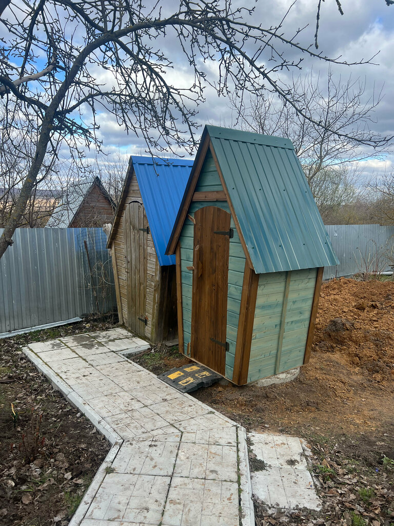 Foseptik çukurları Iskar and Ko, Stupino, foto