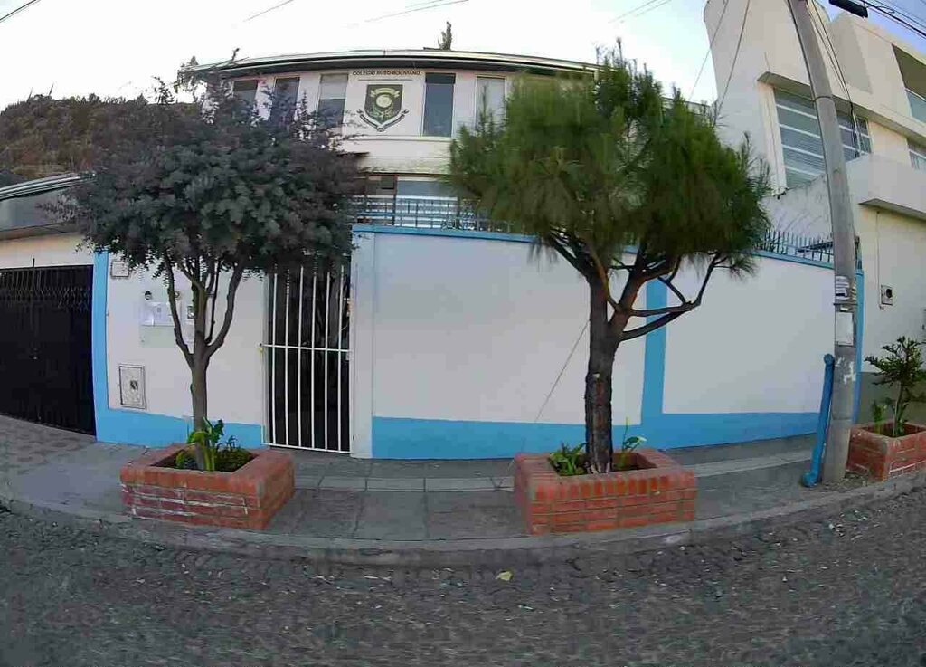 Yüksekokul Ruso Boliviano College, La Paz, foto