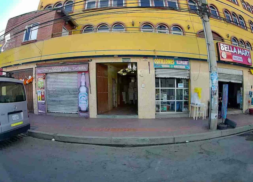 Alkollü içecekler Flor De Caña Liquor Store, La Paz, foto