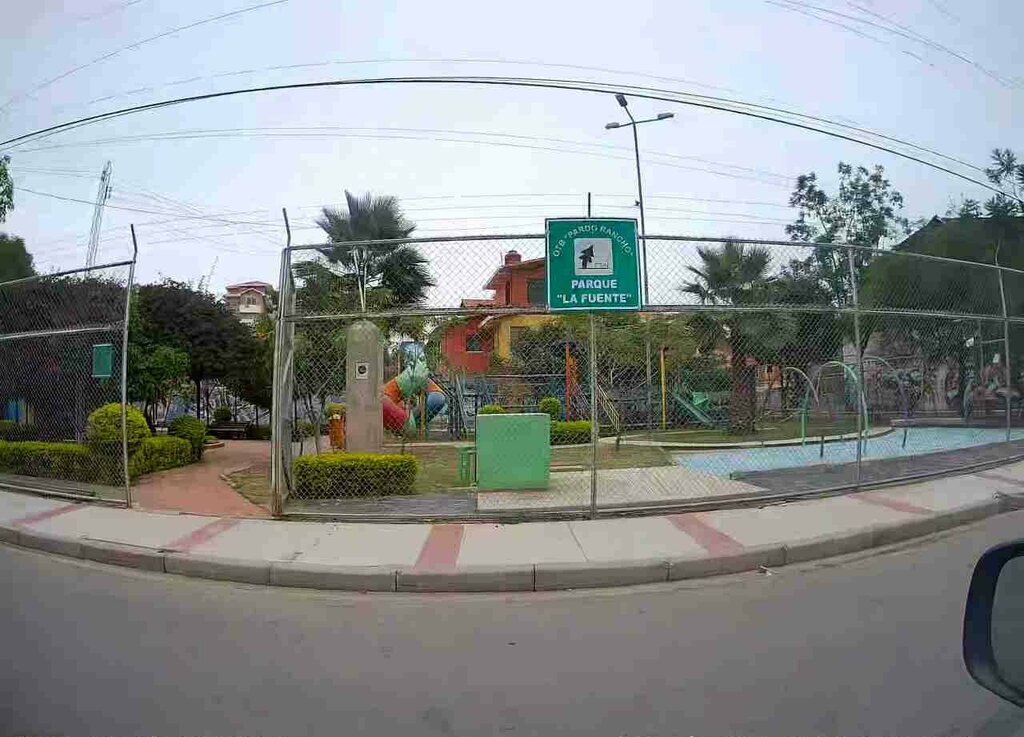 Meydan La Fuente Park, Cochabamba, foto