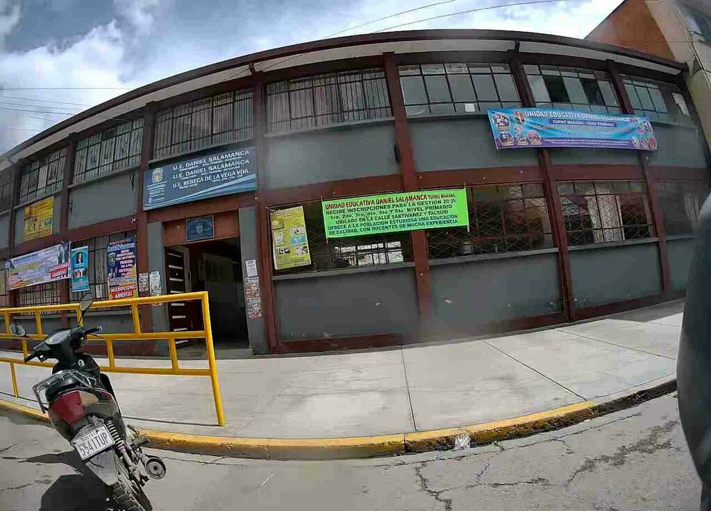 Yüksekokul U. E. Rebeca De La Vega Vda, Cochabamba, foto