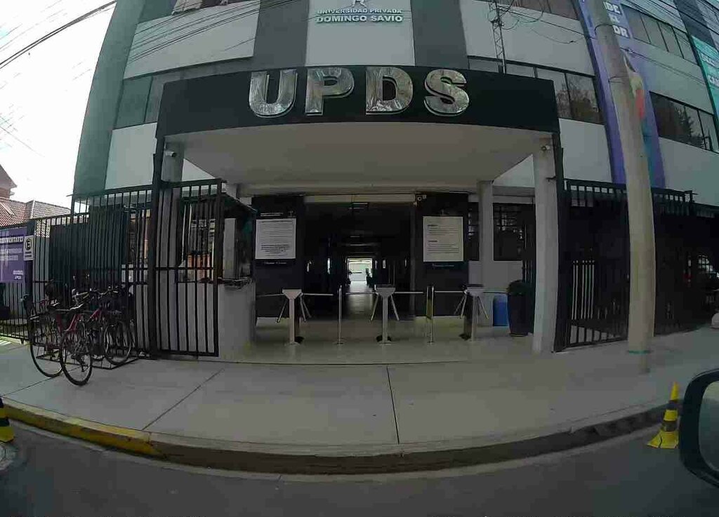 Üniversiteler Universidad Privada Domingo Savio, Cochabamba, foto