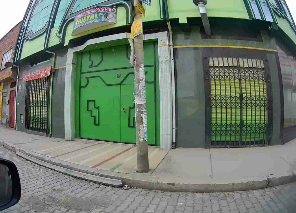 Gece kulüpleri Local Cristal, El Alto, foto