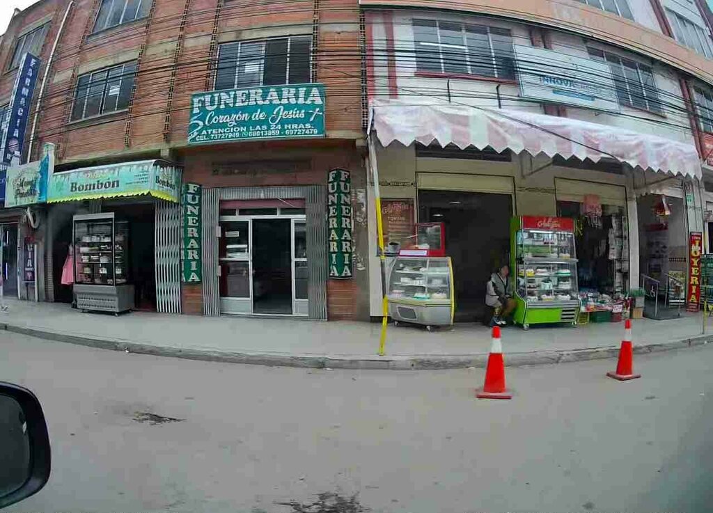 Cenaze hizmetleri Funeraria Corazon De Jesus, El Alto, foto